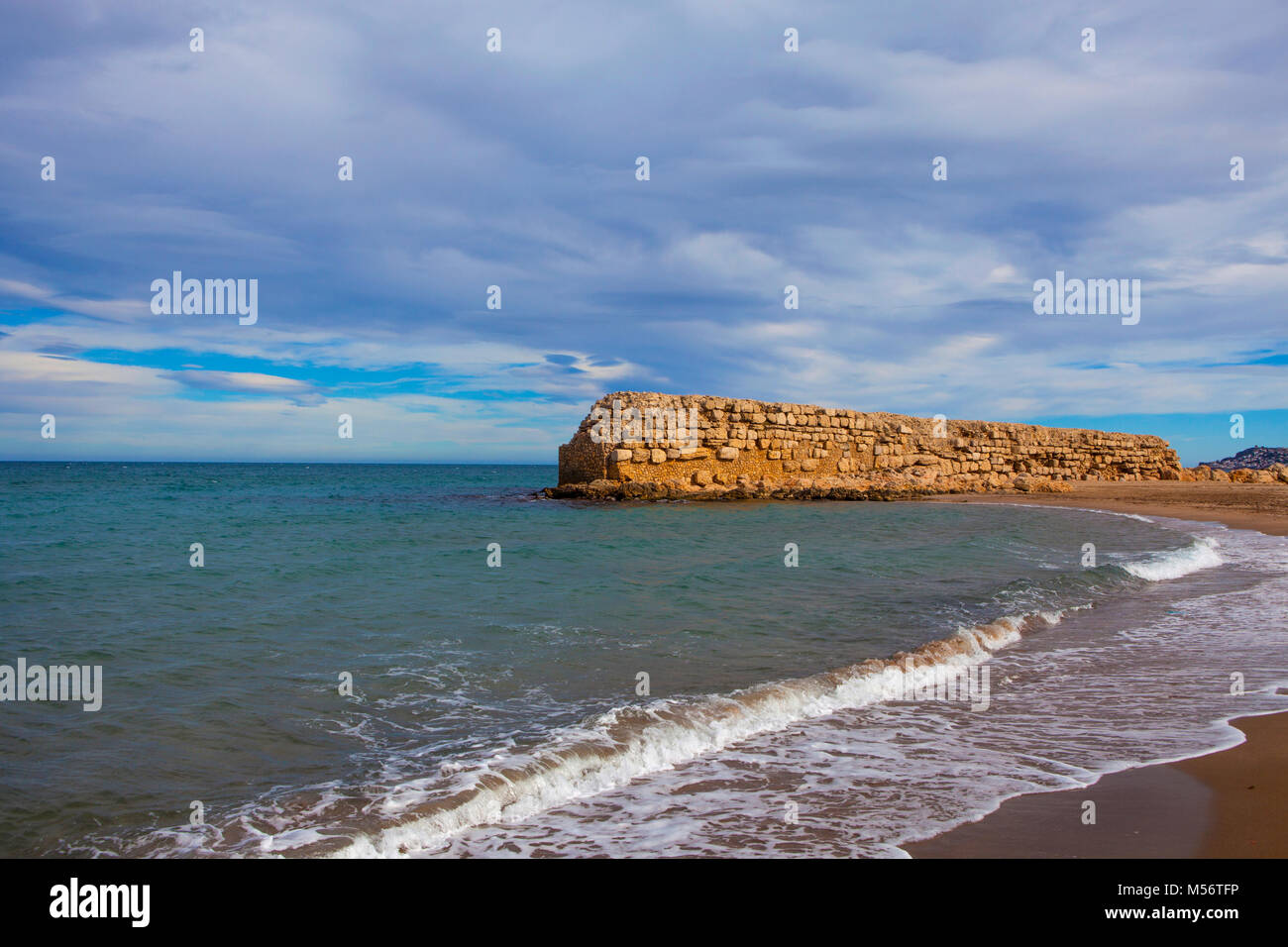 Roman ruins empuries alt emporda hi-res stock photography and images ...