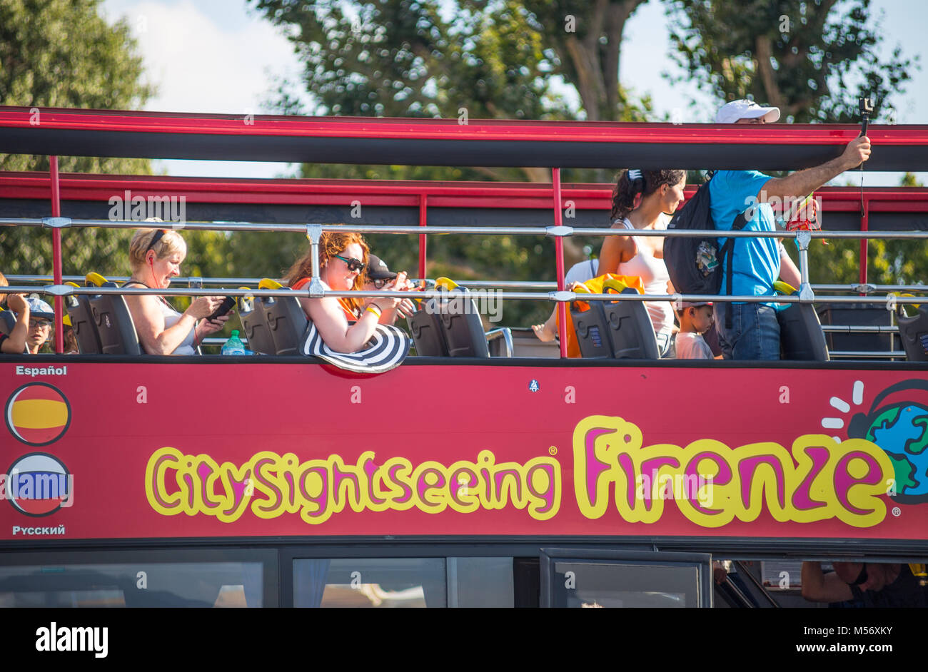 Tuscany tourist bus landscape hi-res stock photography and images - Alamy