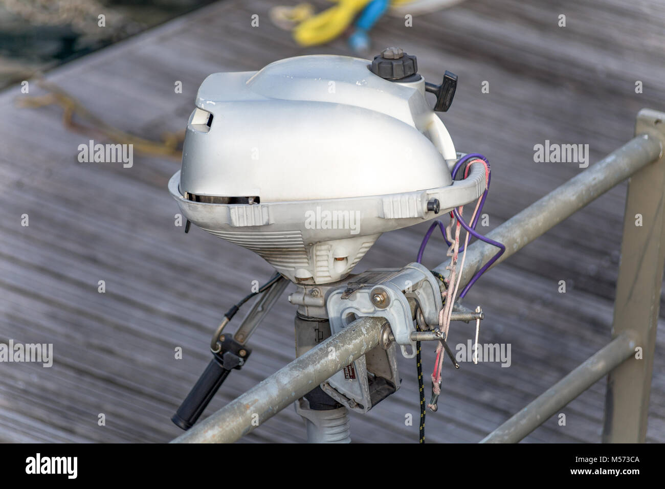 Outboard motor white hi-res stock photography and images - Alamy