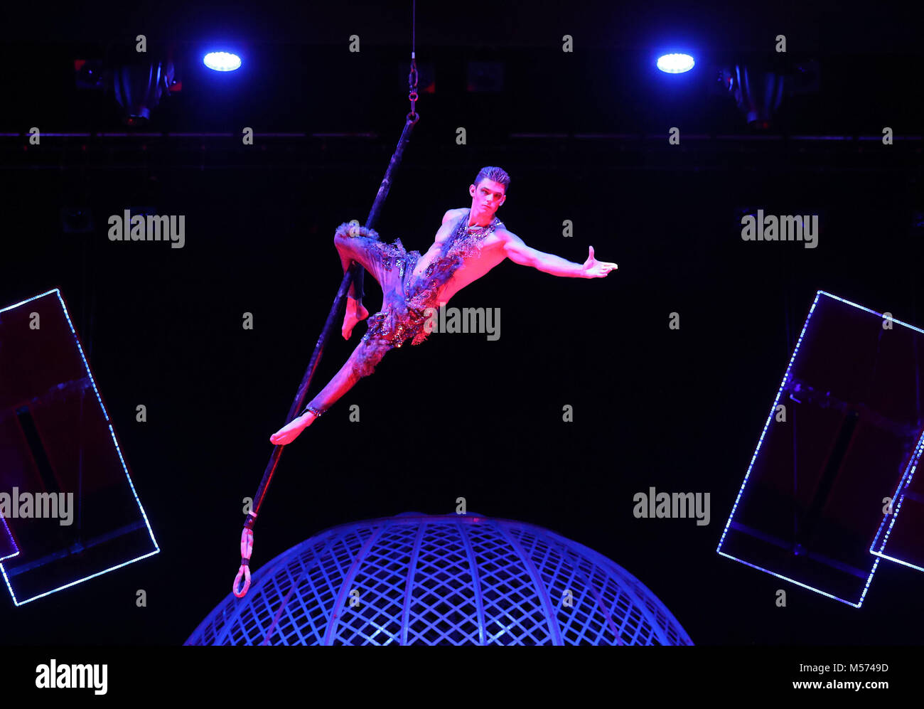 Famous Trapeze Acts Tiny Gallagher