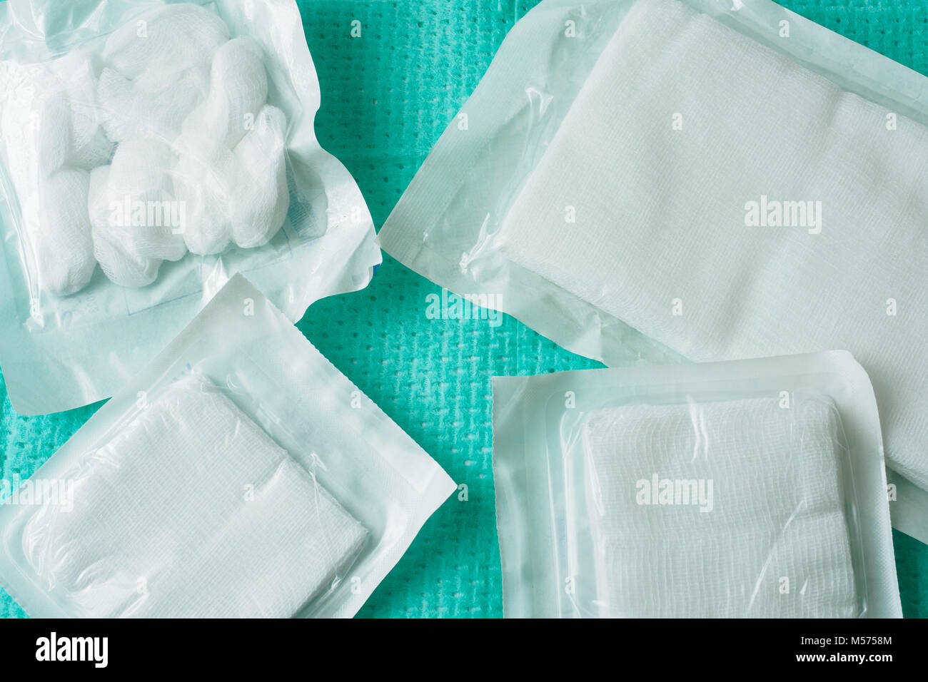 Sterile packaging hi-res stock photography and images - Alamy