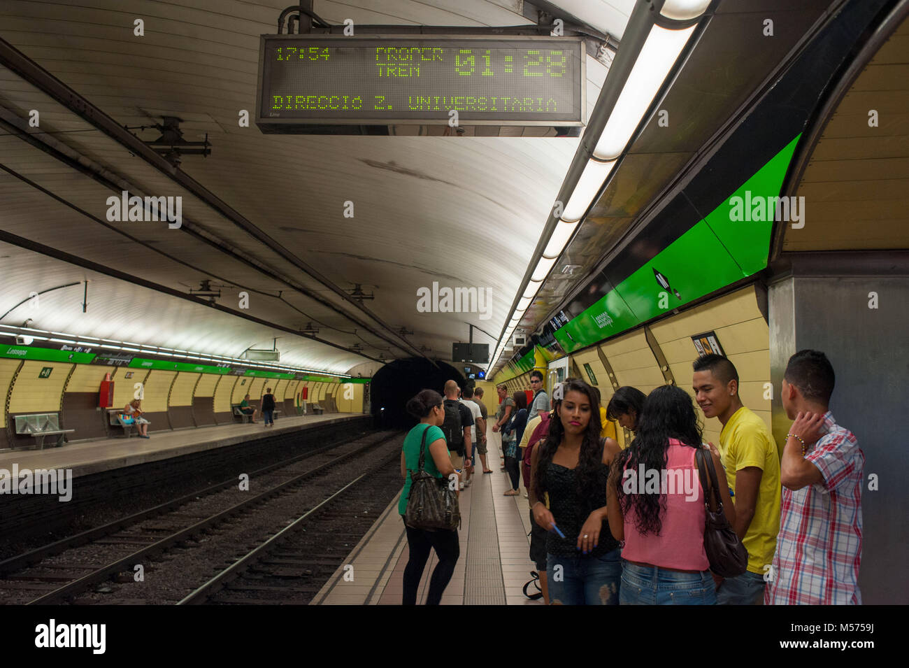 Barcelona subway hi-res stock photography and images - Alamy