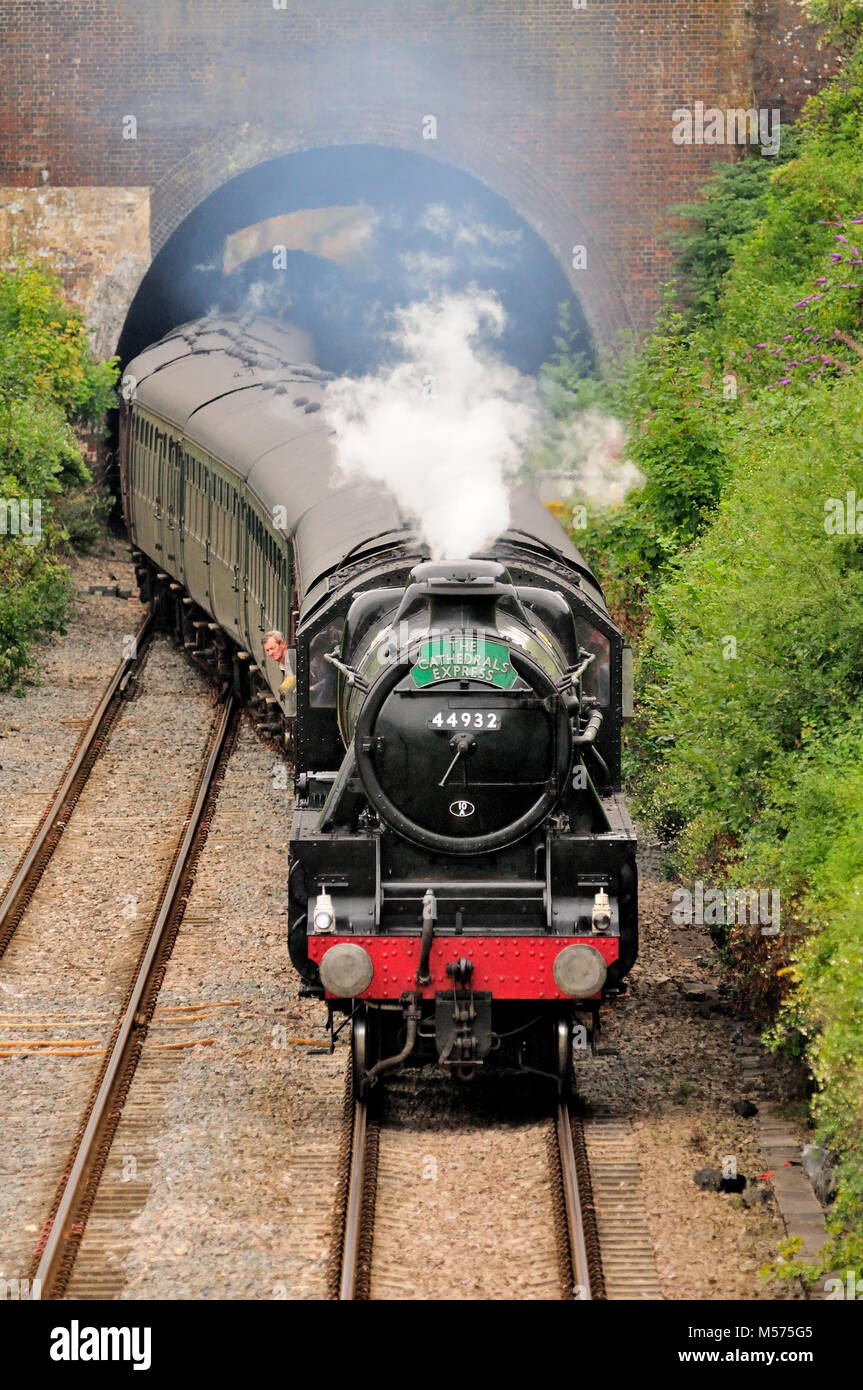 LMS Black Five No 44932 arriving at Kemble with the Cathedrals Express ...