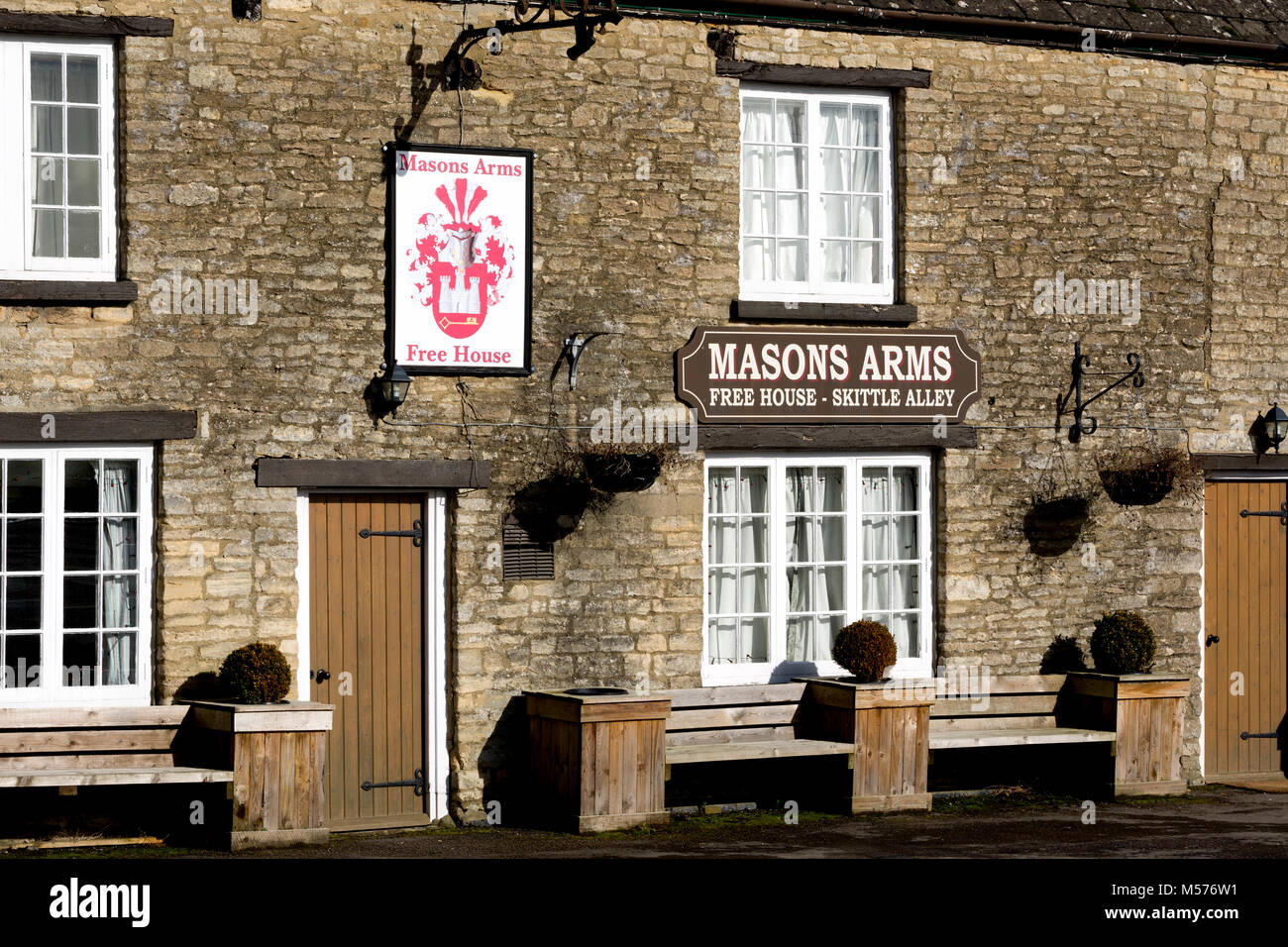 The masons arms hi-res stock photography and images - Alamy
