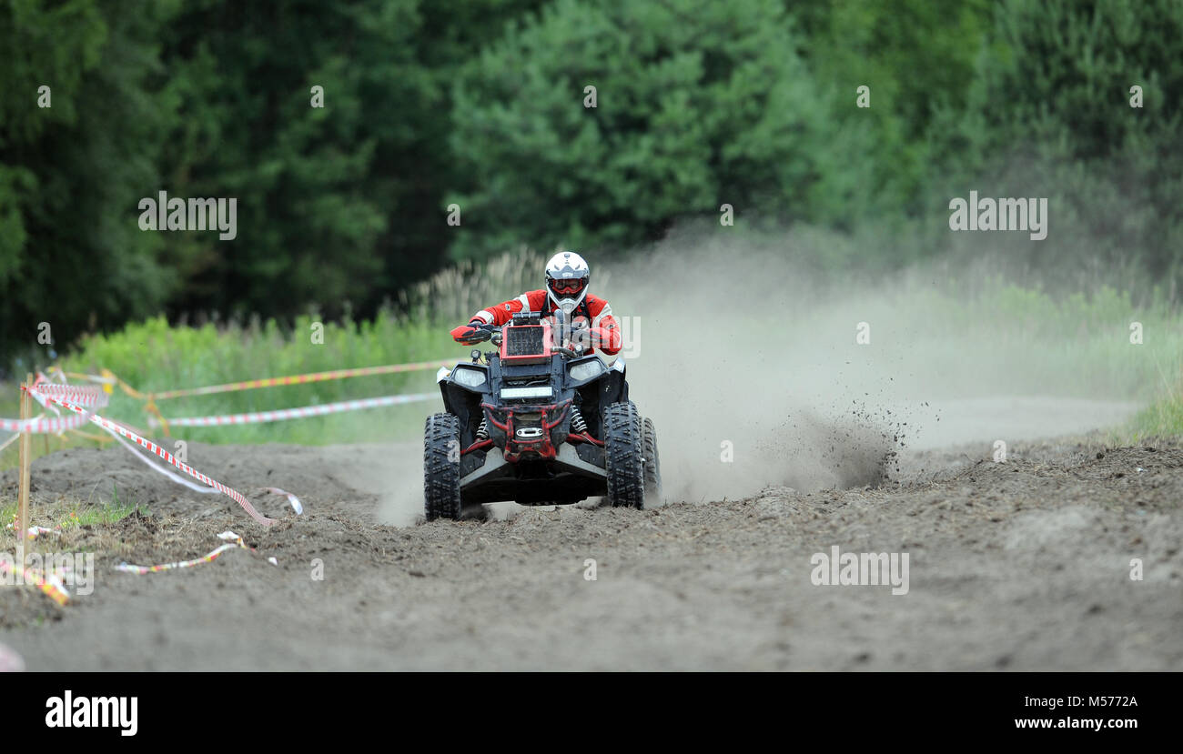 WARSAW, POLAND - JULY 11 2015: Polish Safari Rally Cross Championship ...