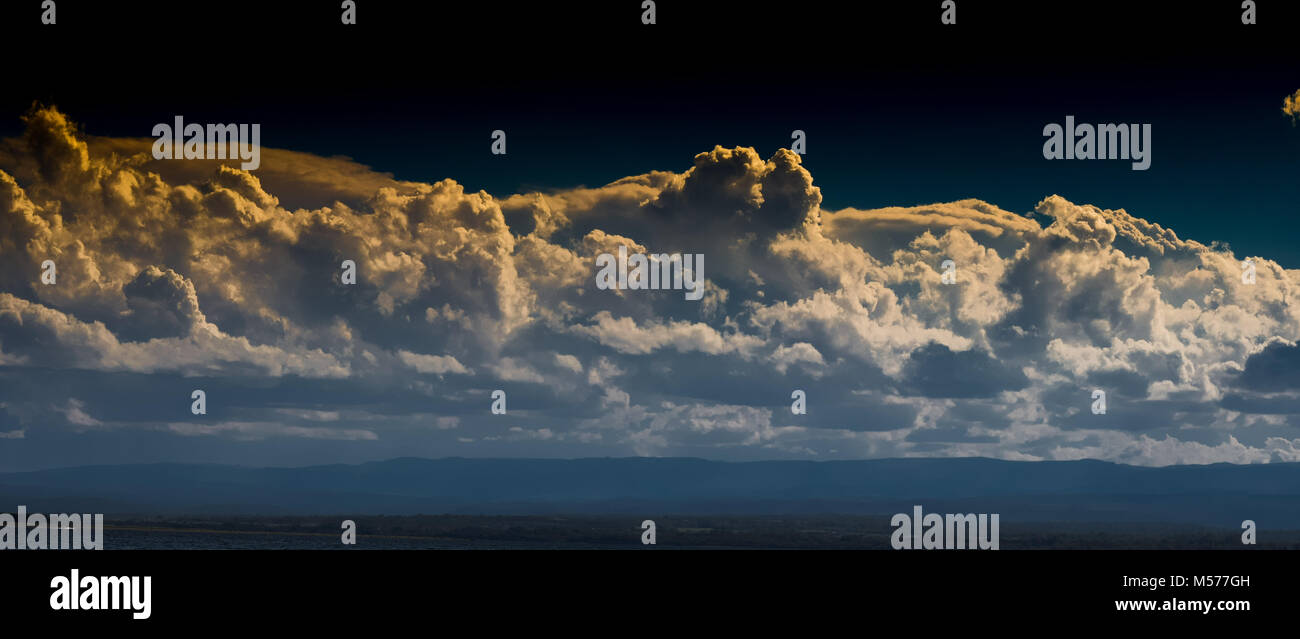 Old cloud hi-res stock photography and images - Alamy