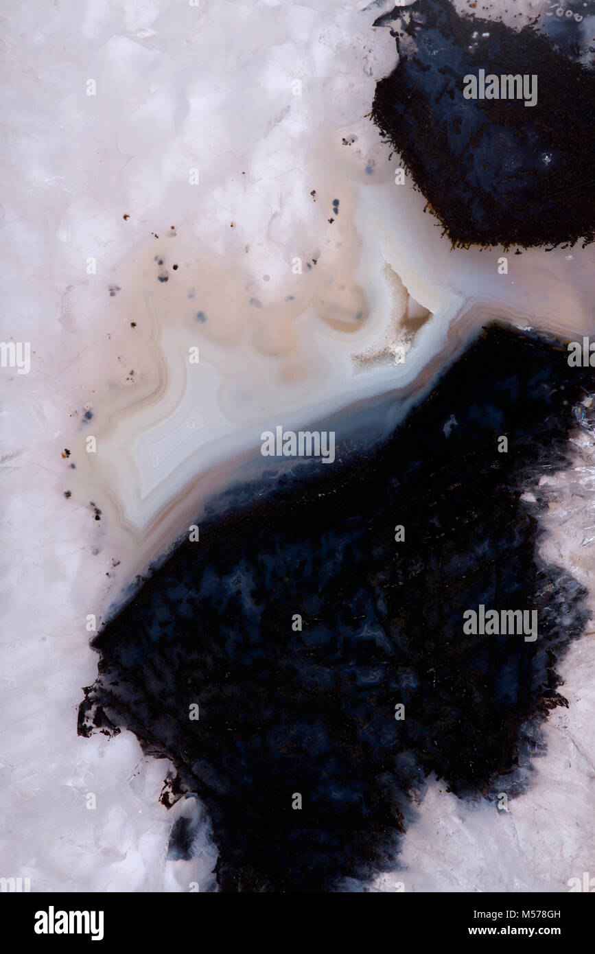 Stone cryptocrystalline quartz crystal hi-res stock photography and ...