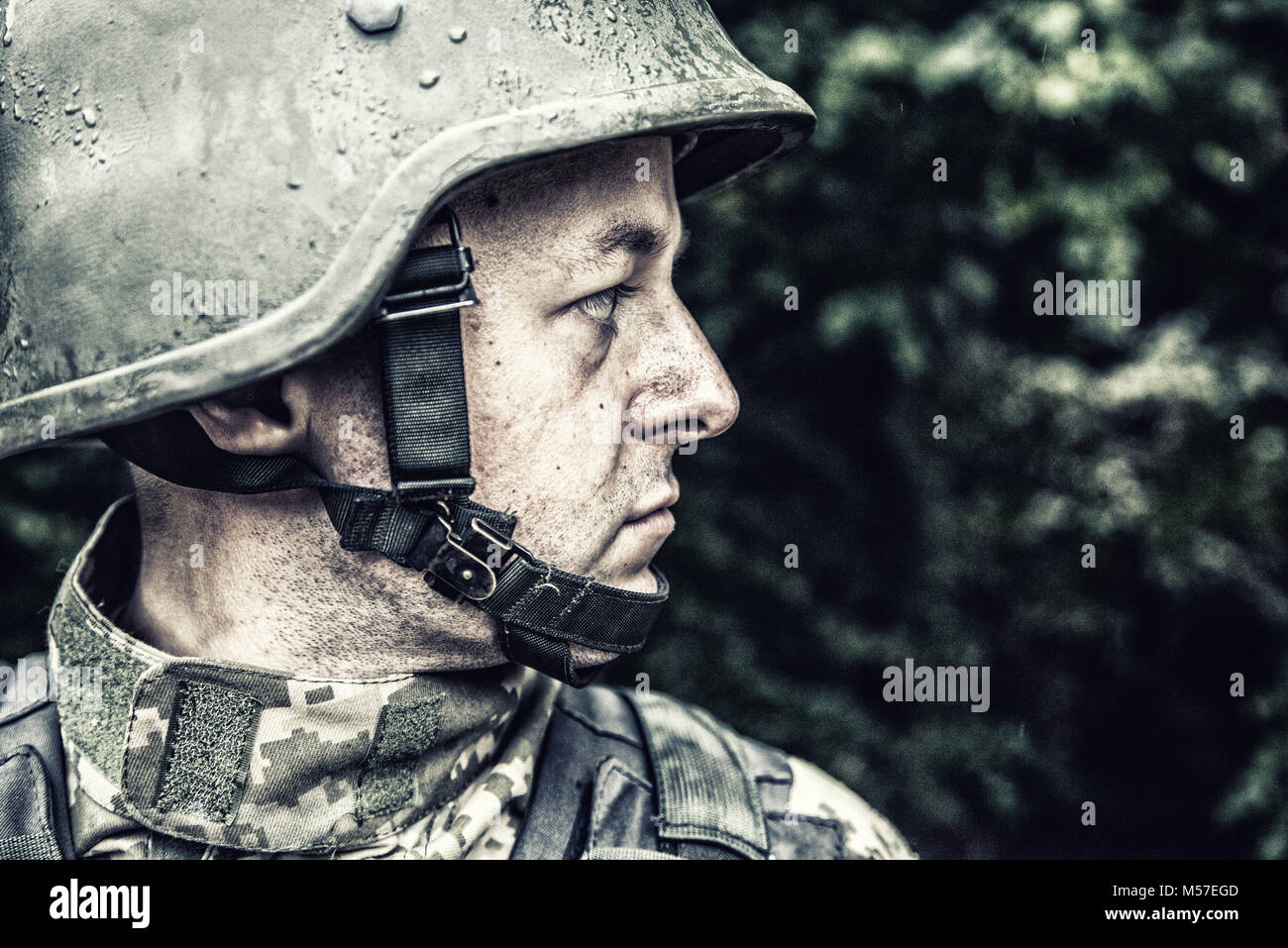 Armed forces ukraine ukrainian soldier hi-res stock photography and ...