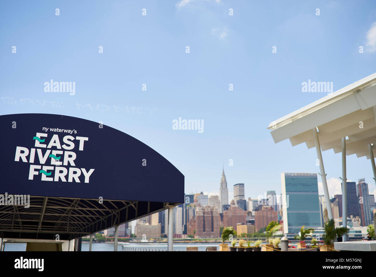 East River Ferry at Hunters Point in Long Island City Stock Photo - Alamy
