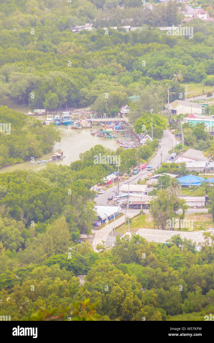 Beautiful view from Khao-Khad Views Tower, tourists can enjoy the 360 ...