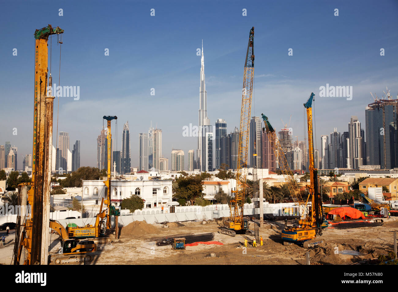 Building construction in progress dubai hi-res stock photography and ...