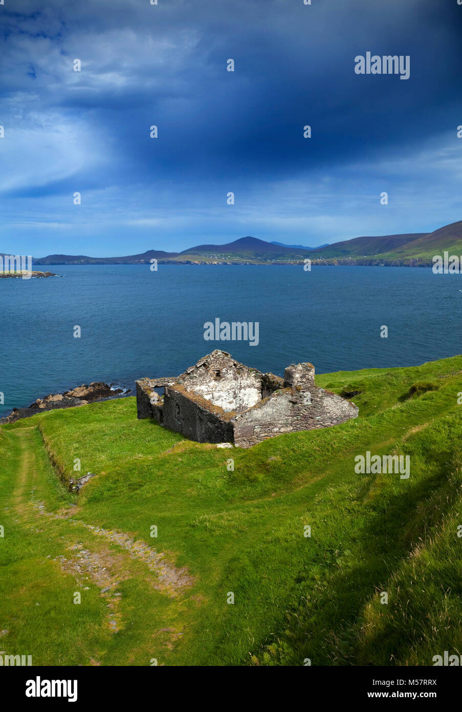 Deserted Cottage on Great Blasket Island, The Blasket Islands, Off Slea ...