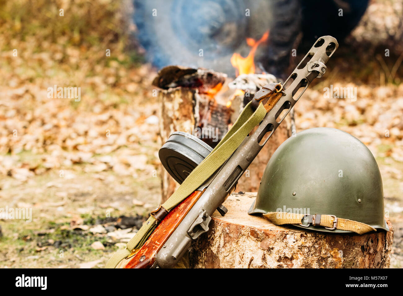 Stump gun hi-res stock photography and images - Alamy