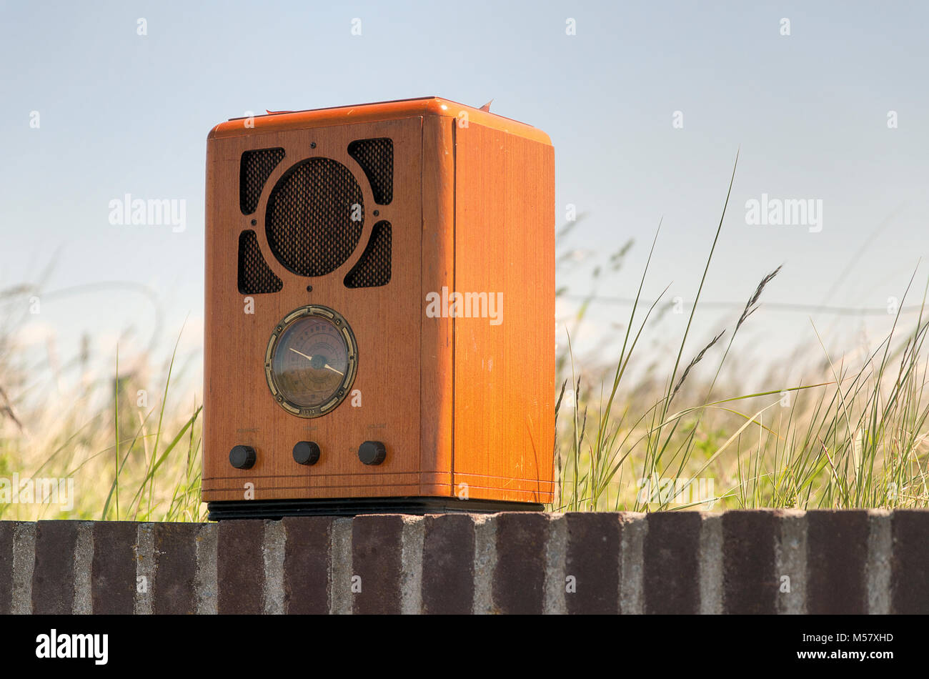 Ww2 communication hi-res stock photography and images - Alamy