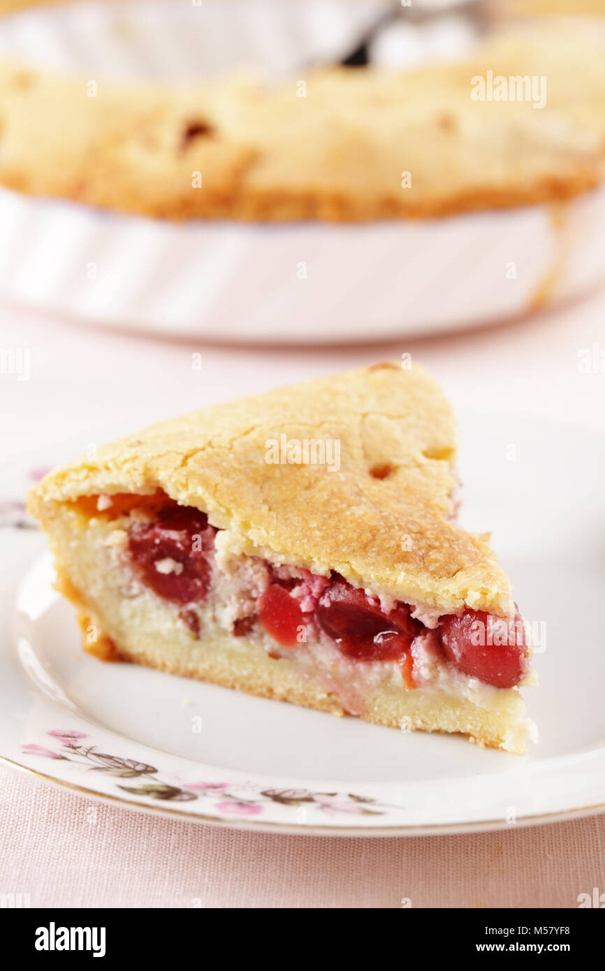 Basque cake hi-res stock photography and images - Alamy