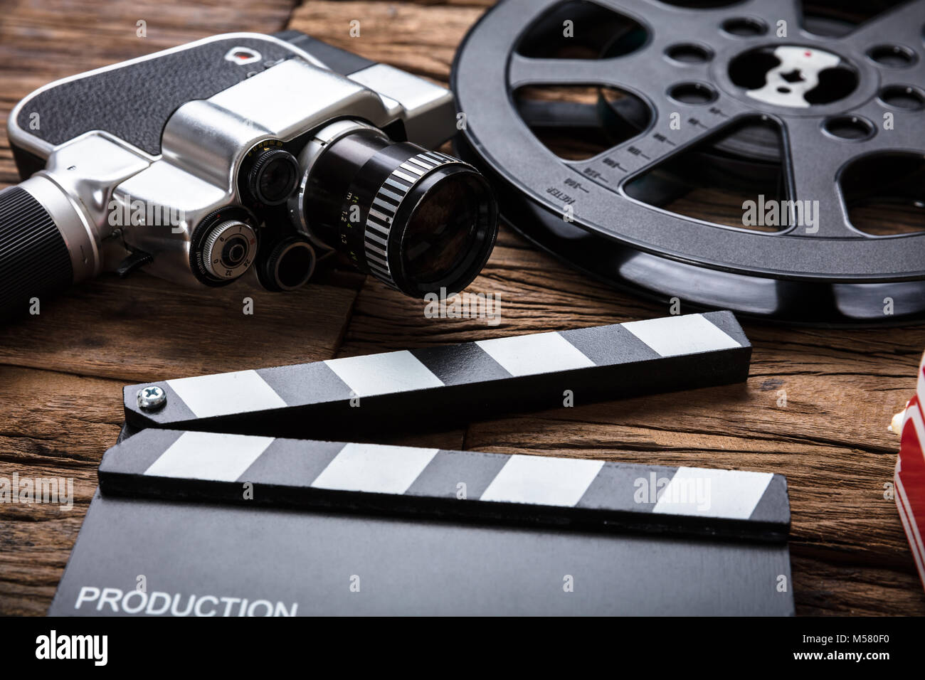 Vintage hollywood movie set camera hi-res stock photography and images ...