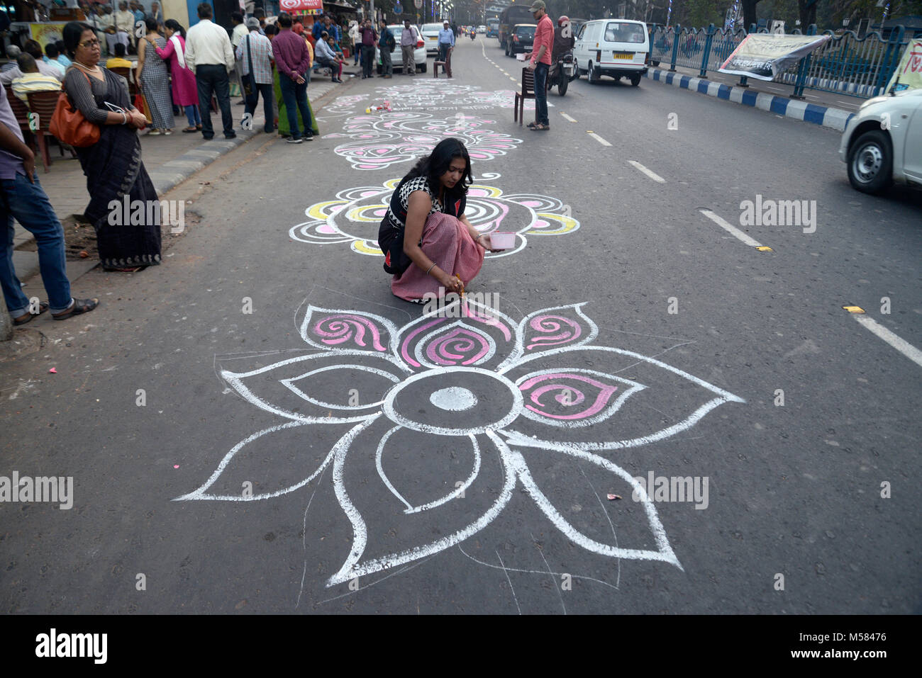 Alpana design hi-res stock photography and images - Alamy