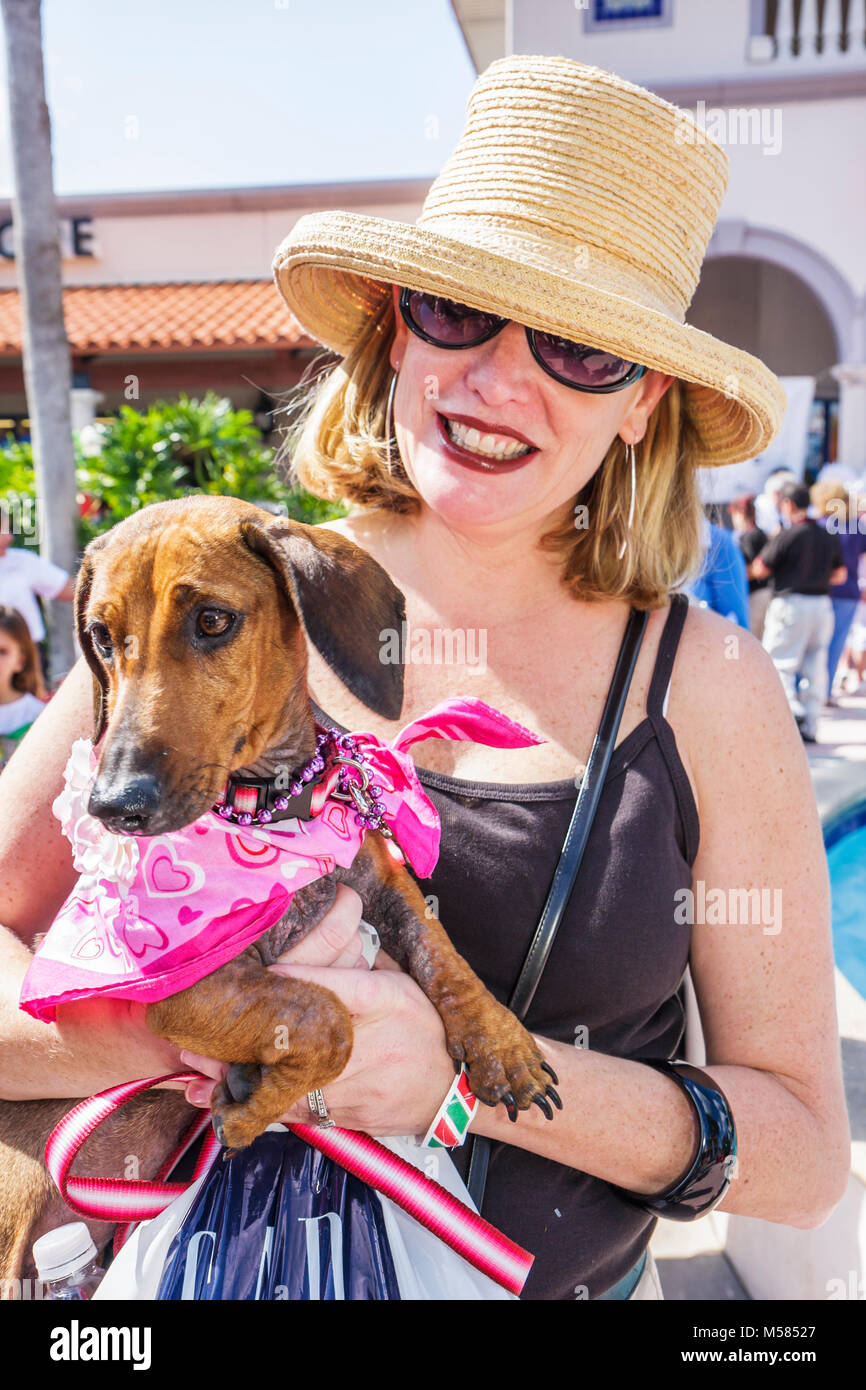 Super chili bowl cook off festival hi-res stock photography and images ...