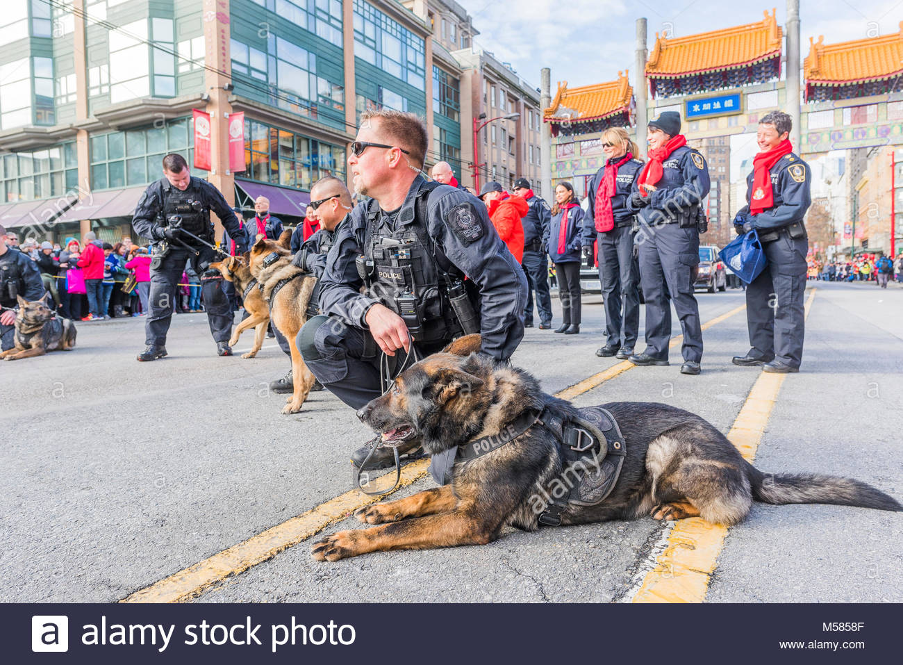 Chinese Police High Resolution Stock Photography and Images - Alamy