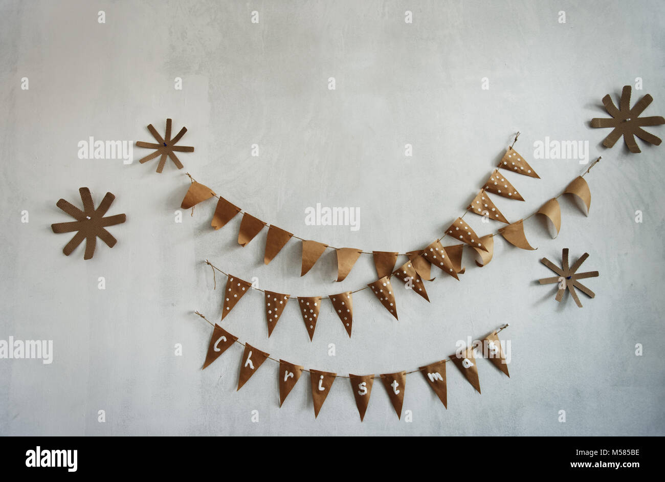 Paper festoons hi-res stock photography and images - Alamy