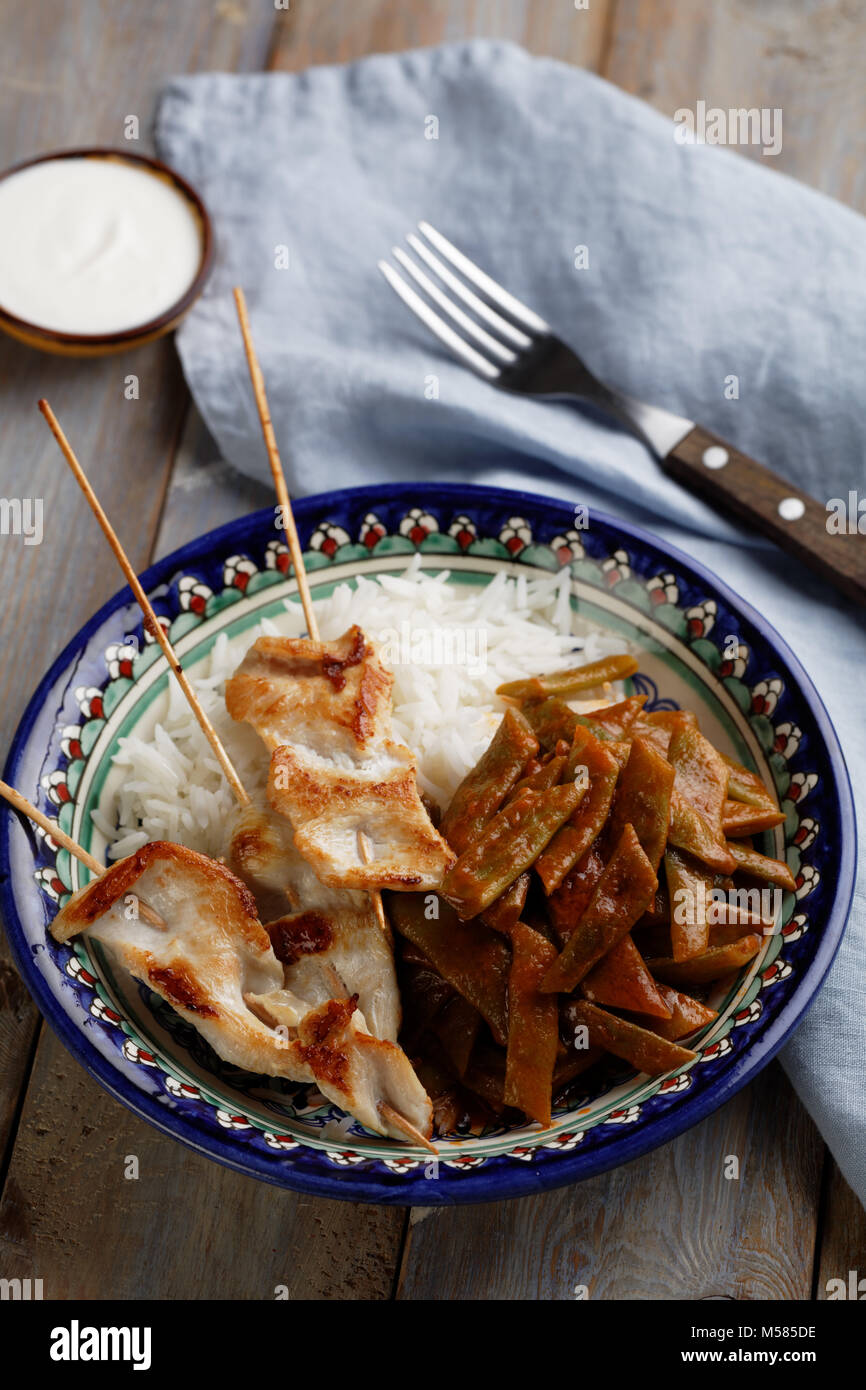 Chicken on sticks hi-res stock photography and images - Alamy