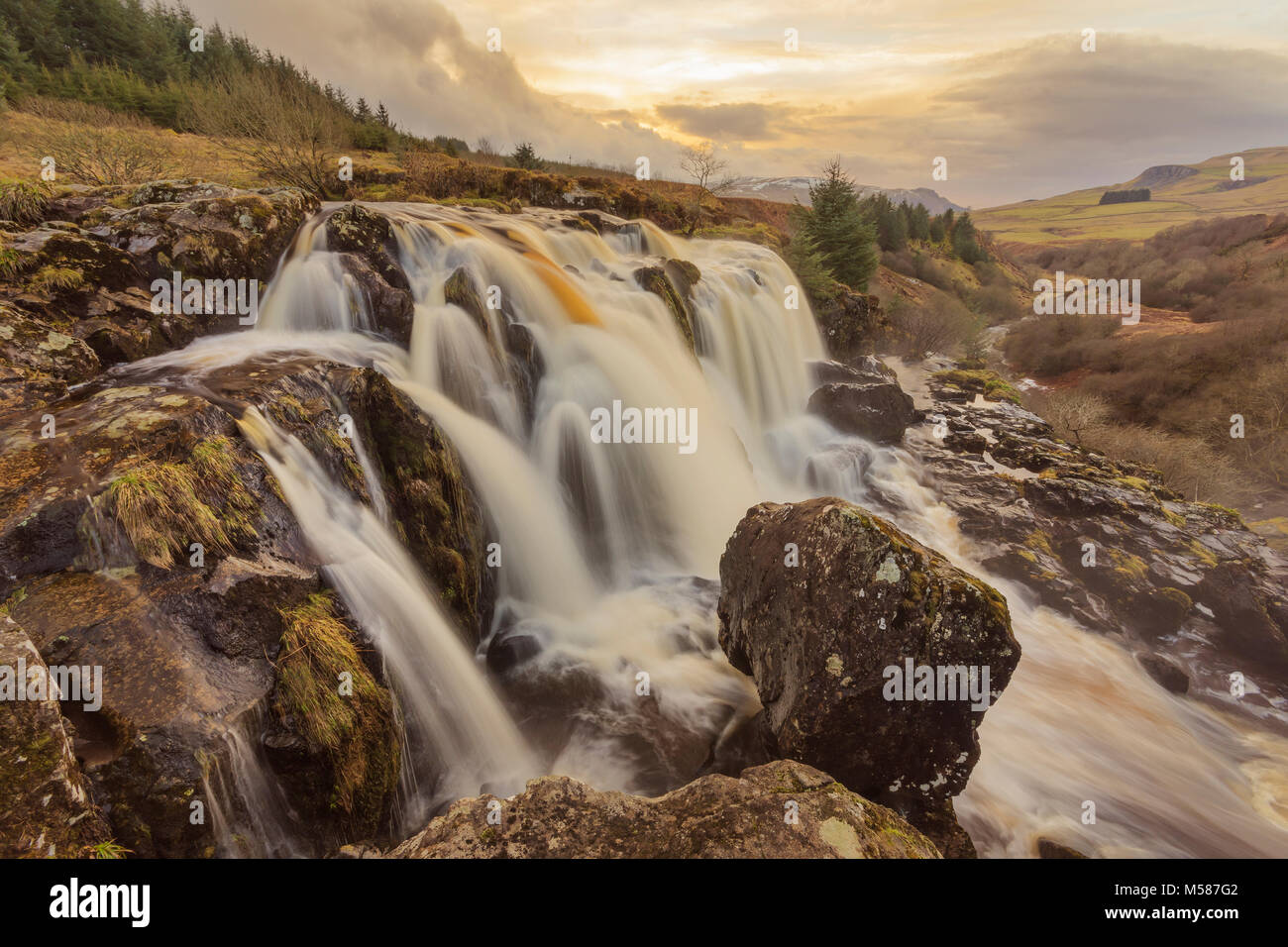 Loup of fintry waterfall hi-res stock photography and images - Alamy
