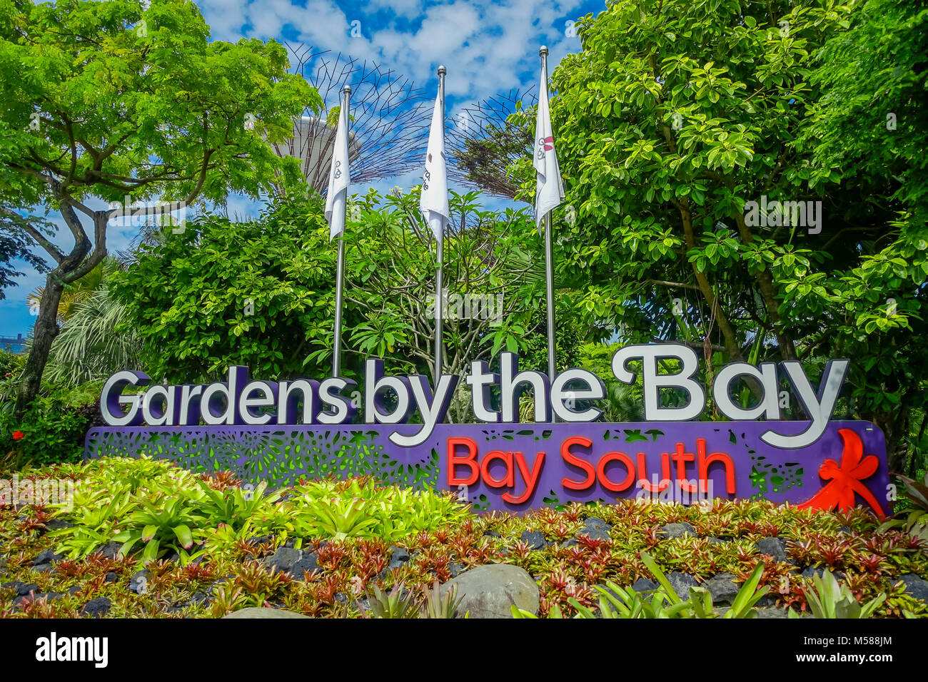 Singapore bayfront mrt station hi-res stock photography and images - Alamy