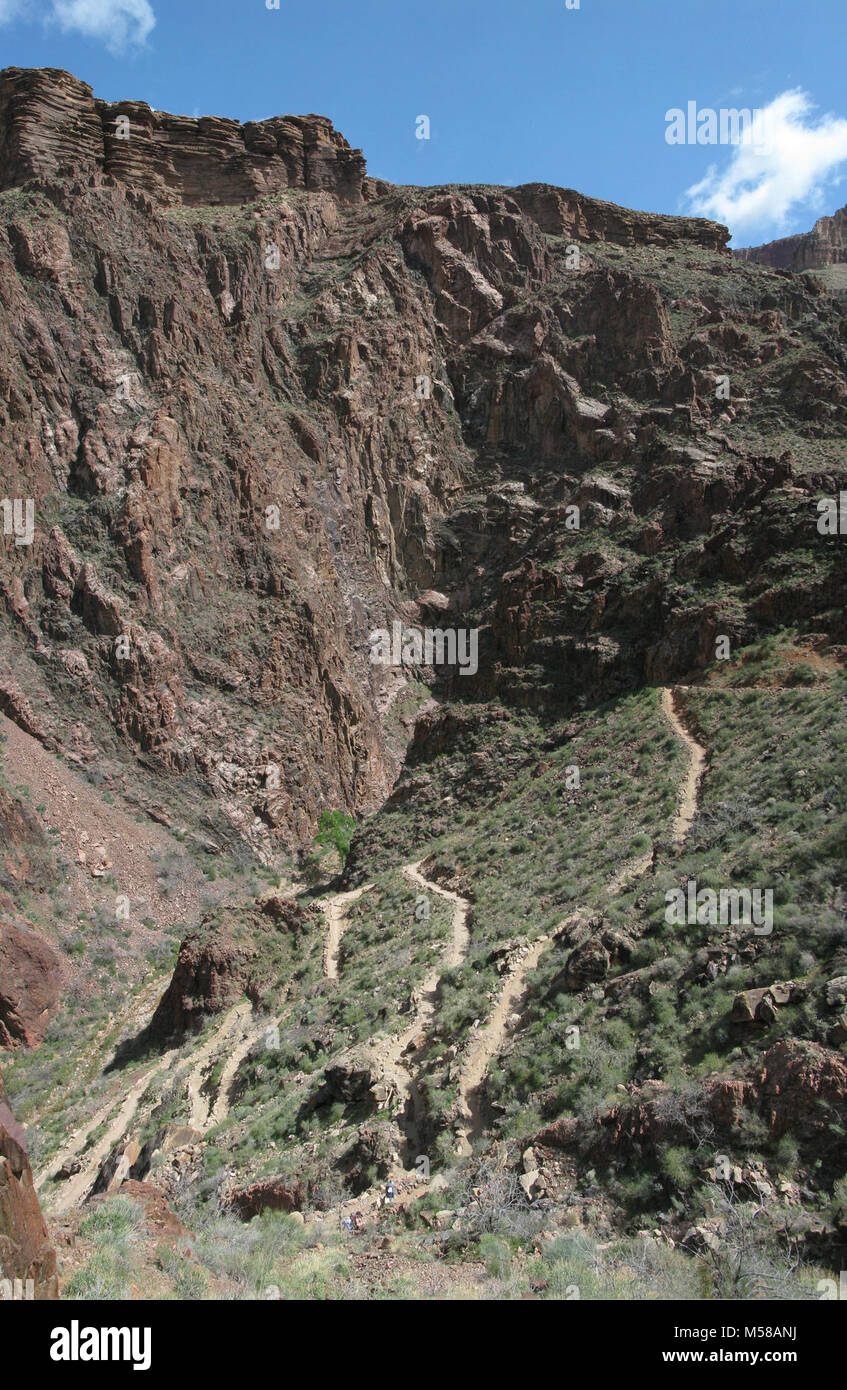 Grand Canyon National Park Bright Angel Trail . (4222 x 6476) The Devil ...