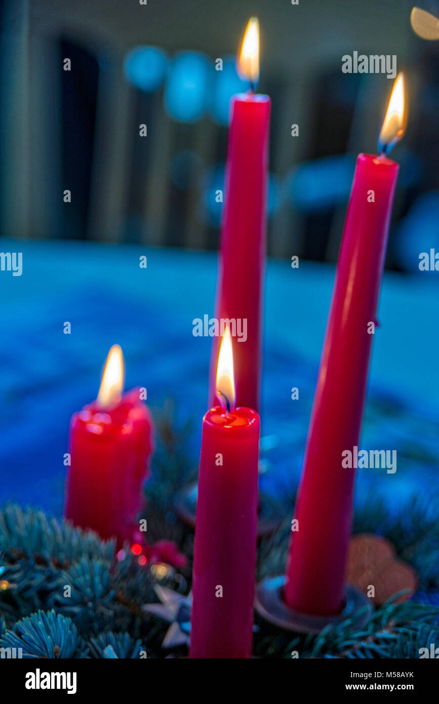 The Red candles for Christmas on the table Stock Photo - Alamy