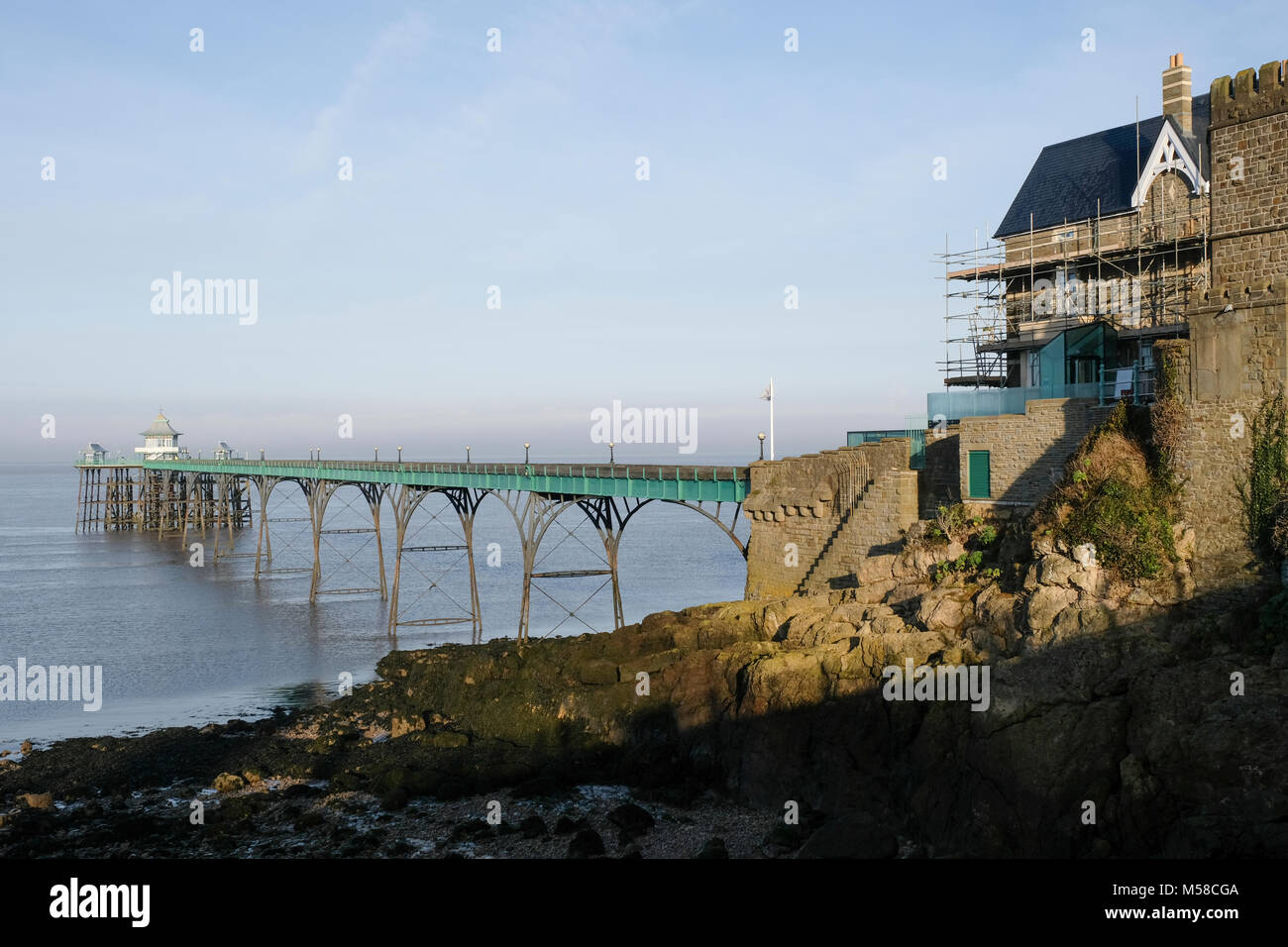 Clevedon pier and waterfront Stock Photo - Alamy