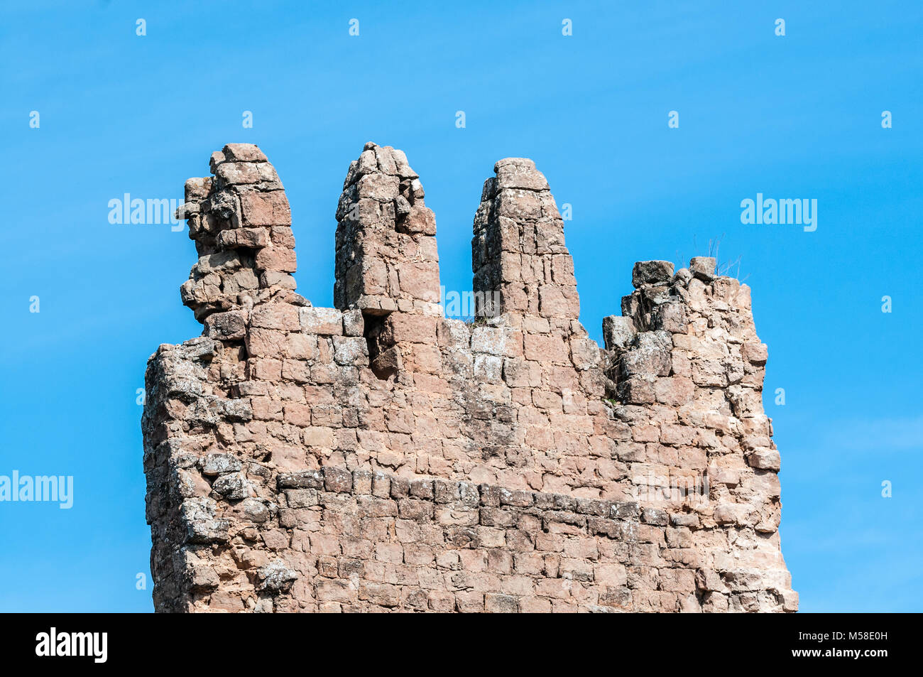 Brick merlons hi-res stock photography and images - Alamy