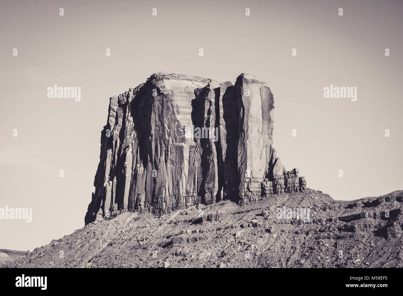 Big rock at the edge of the Track of Monument Valley Stock Photo - Alamy
