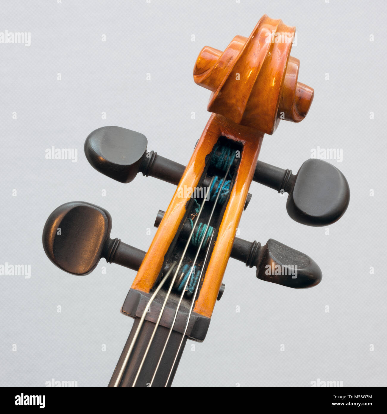 Abstract cello scroll hi-res stock photography and images - Alamy