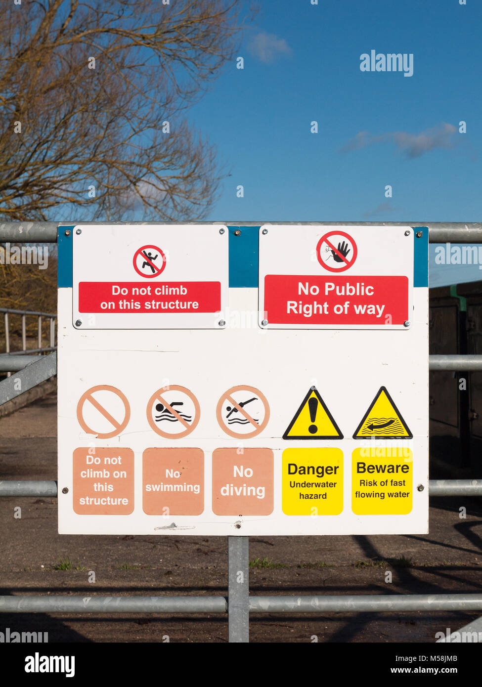 Dangerous Structure Sign High Resolution Stock Photography and Images ...