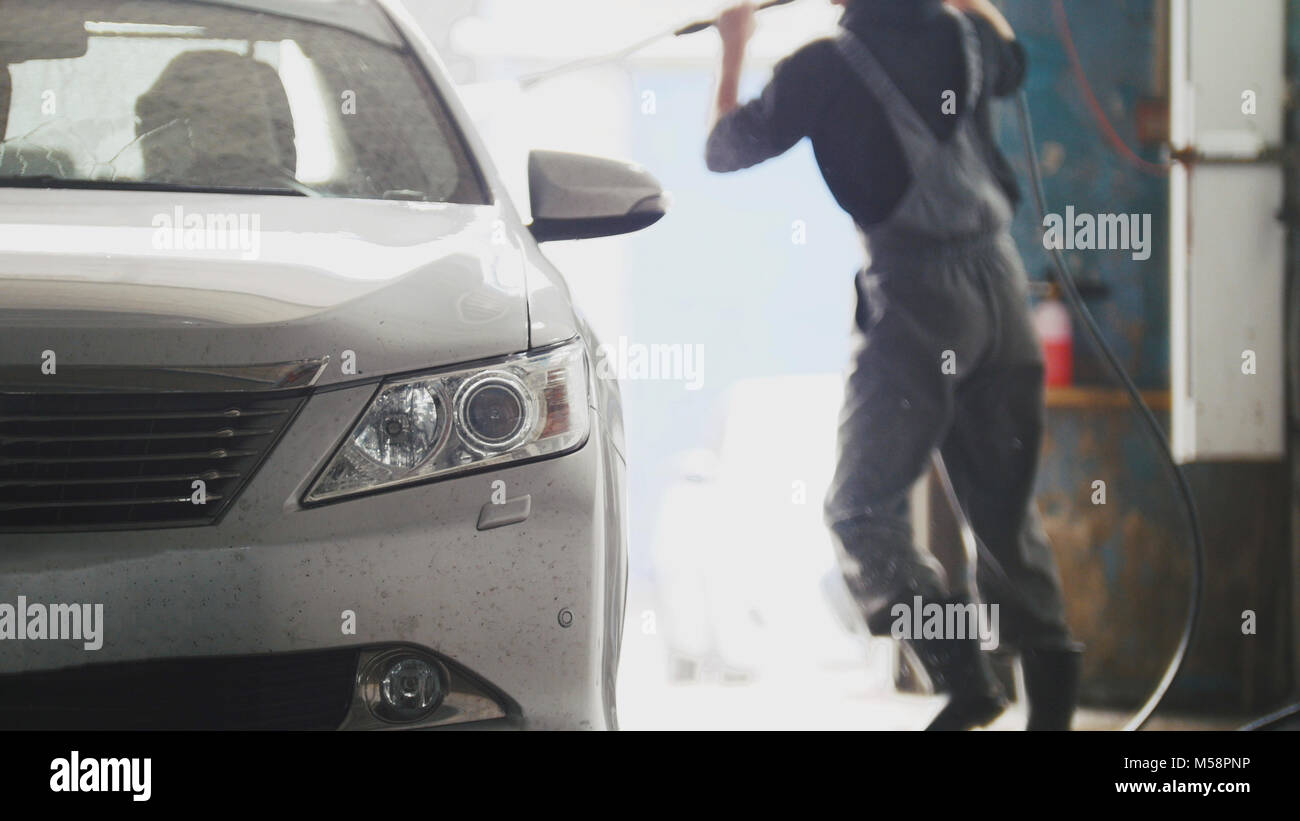 Car wash labour hi-res stock photography and images - Alamy