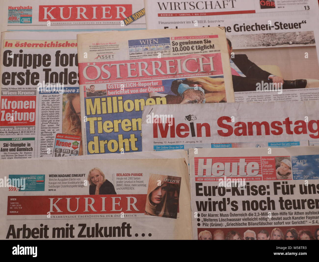 Newspaper headline collage hi-res stock photography and images - Alamy