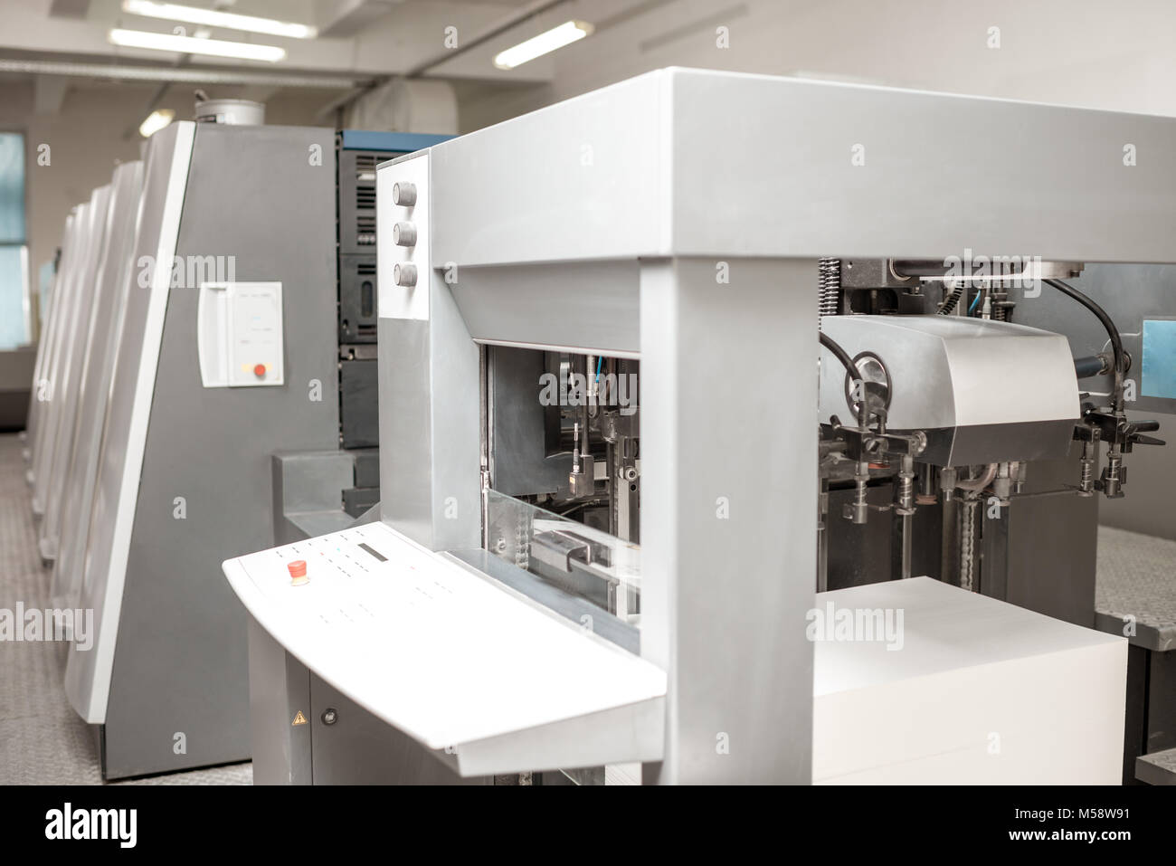 Offset machine hi-res stock photography and images - Alamy