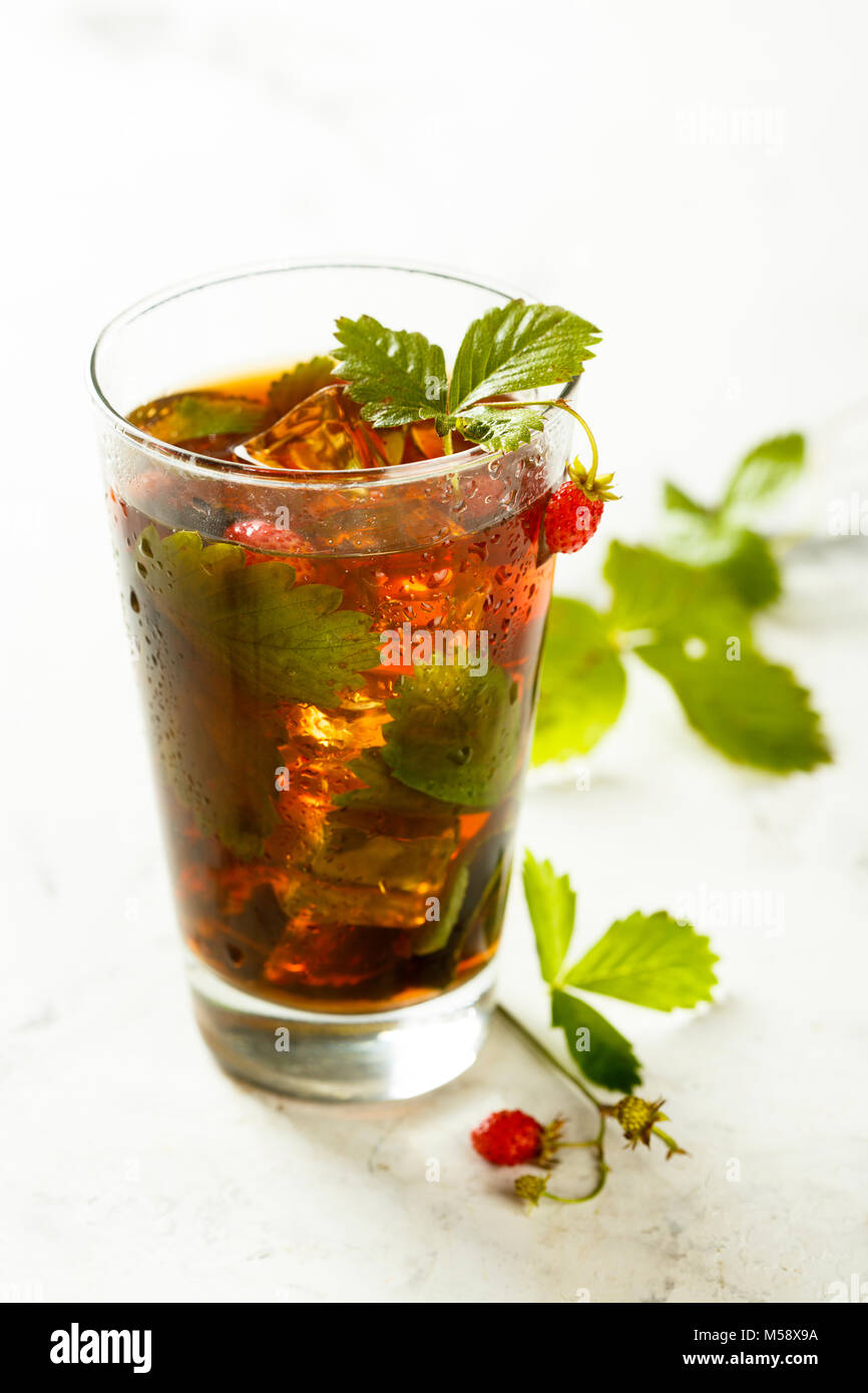 Refreshing strawberry iced tea hi-res stock photography and images - Alamy