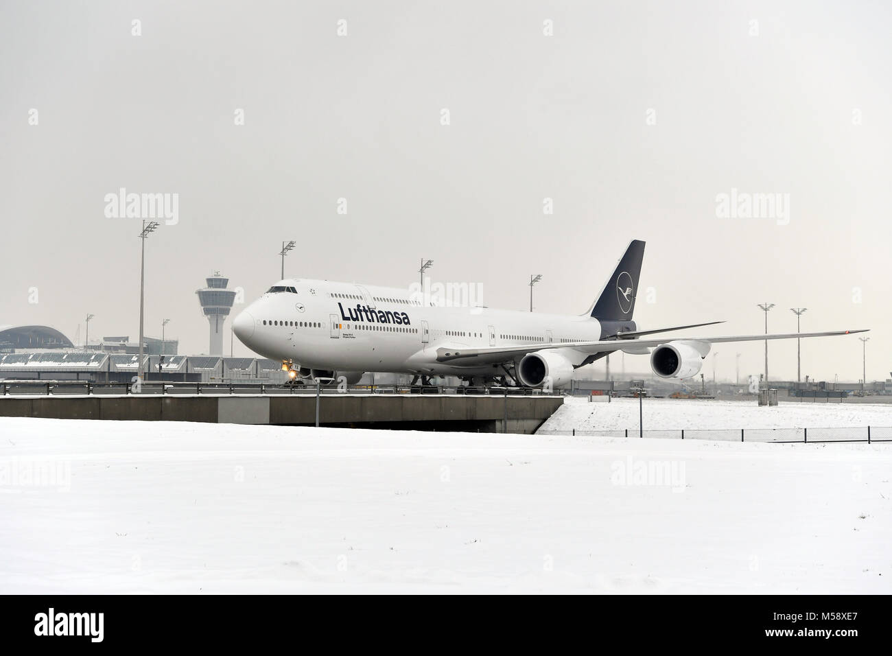 Lufthansa New Livery, New Branding, Boeing, B747-800, Airbus, A321,kiss ...