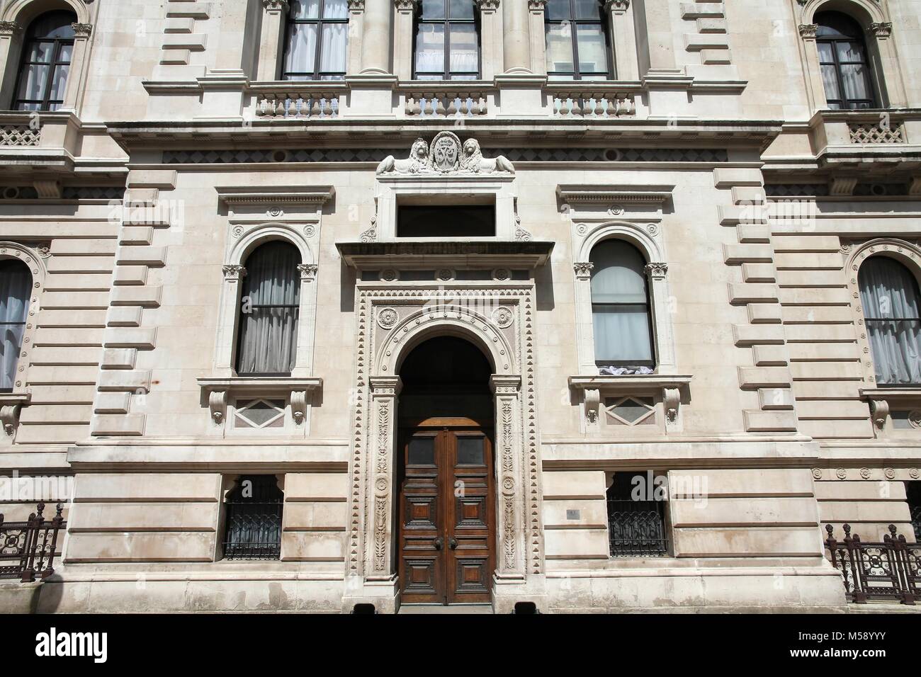 Treasury building london hi-res stock photography and images - Alamy