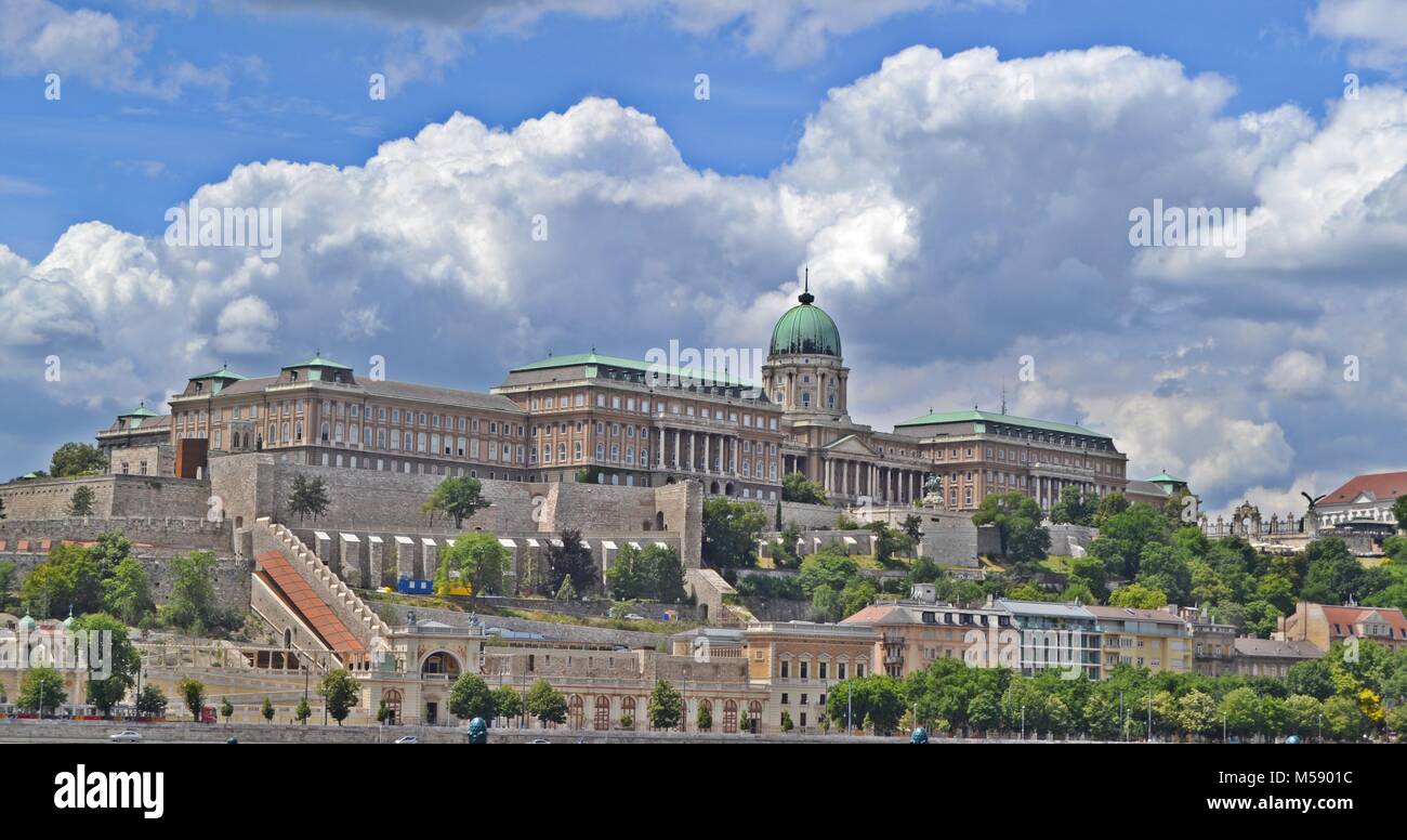 Pest castle hi-res stock photography and images - Alamy