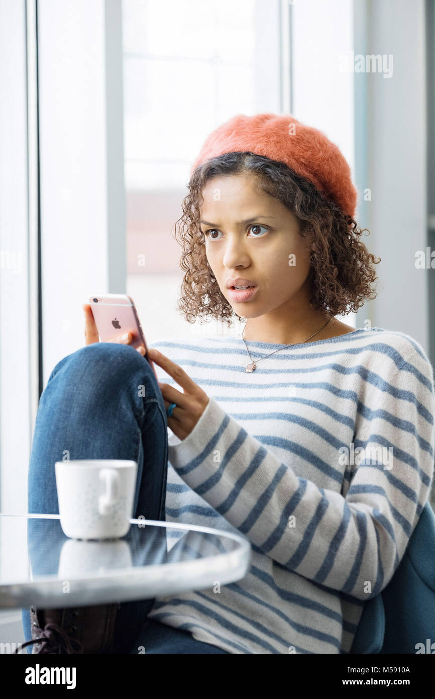 IRREPLACEABLE YOU, Gugu Mbatha-Raw, 2018. ©Netflix/courtesy Everett ...