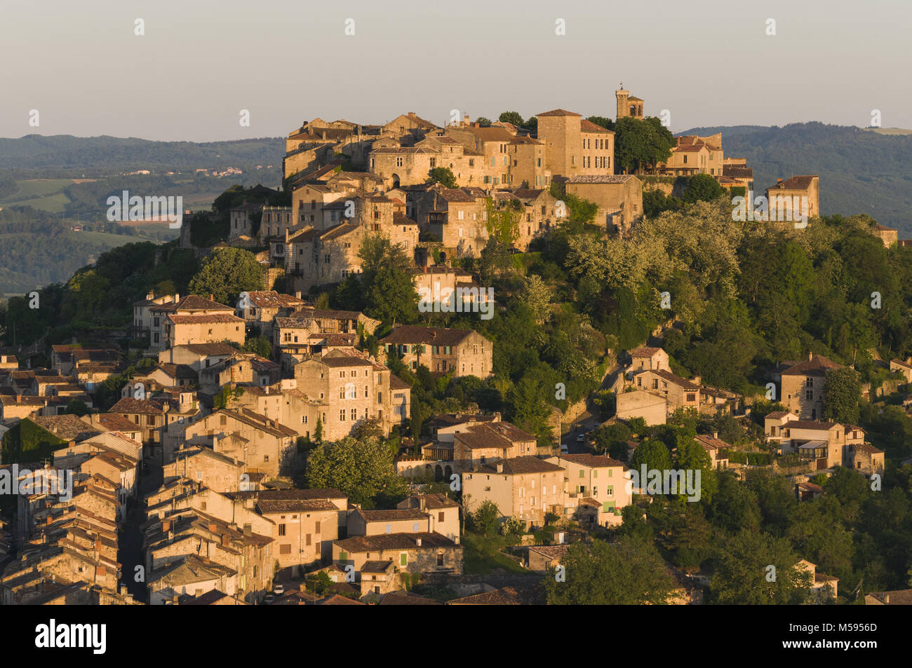 Elk225-1029 France, Tarn, Cordes sur Ciel, town at sunrise Stock Photo ...
