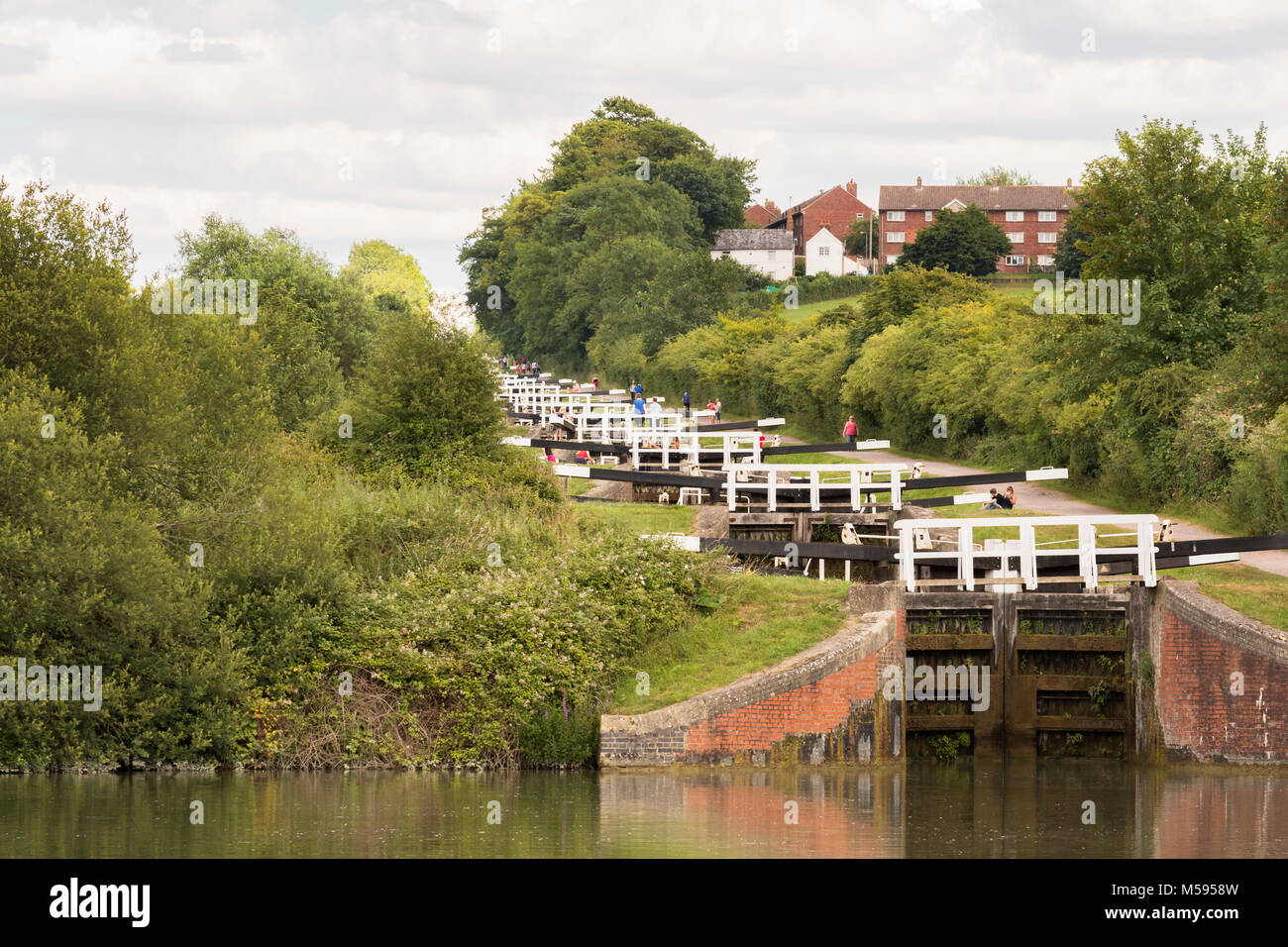 Caen Hill Locks, Wiltshire, UK Stock Photo - Alamy