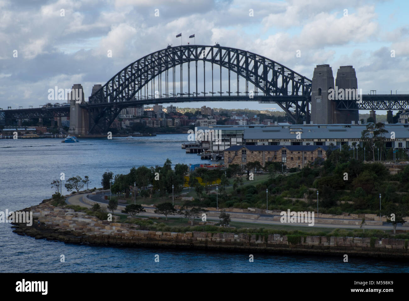 Barangaroo with Sydney Harbour Bridge Stock Photo - Alamy