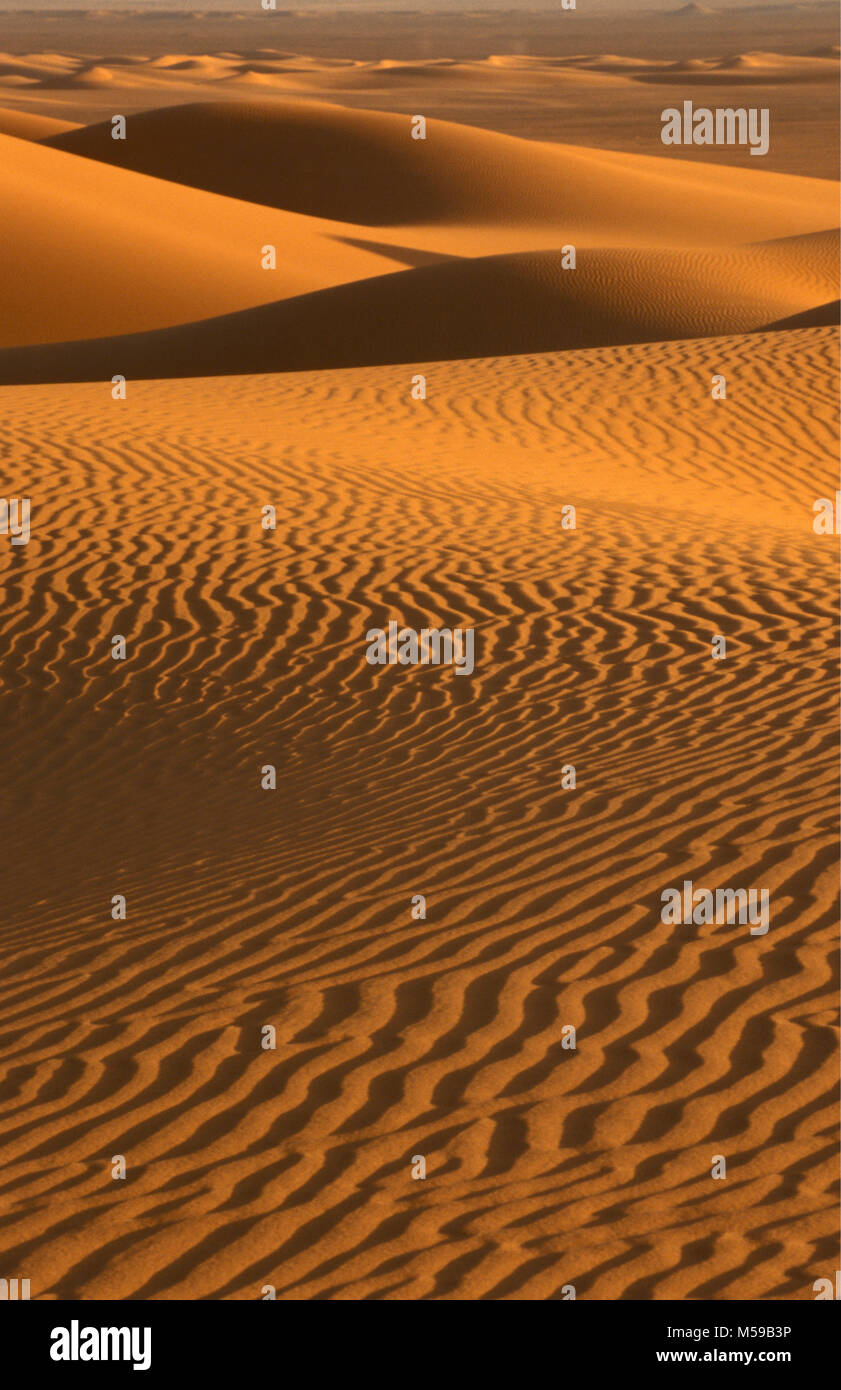 Libya. Near Ghat. VAN CASA sand sea. Sahara desert. Sand dunes Stock ...