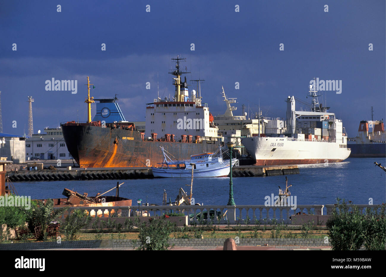 Libya. Tripoli. Ships in the harbour Stock Photo - Alamy