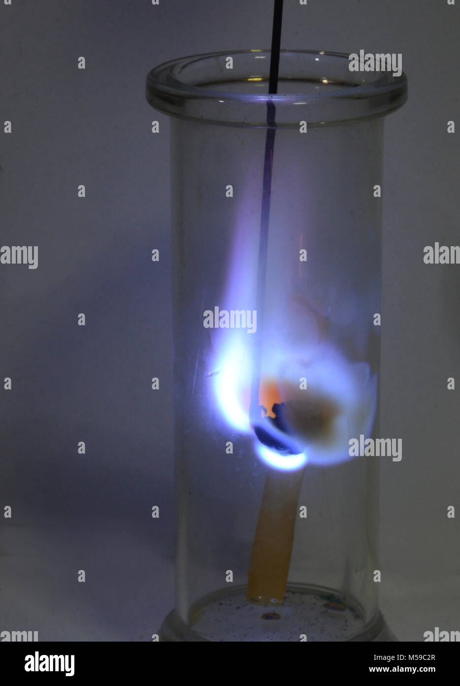 Sulphur dioxide hi-res stock photography and images - Alamy