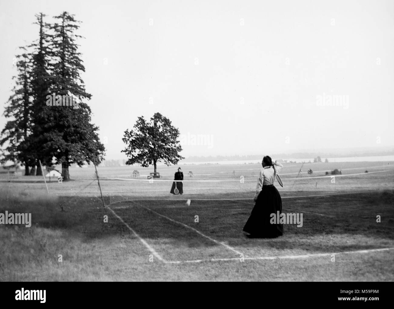 1900 tennis hi-res stock photography and images - Alamy
