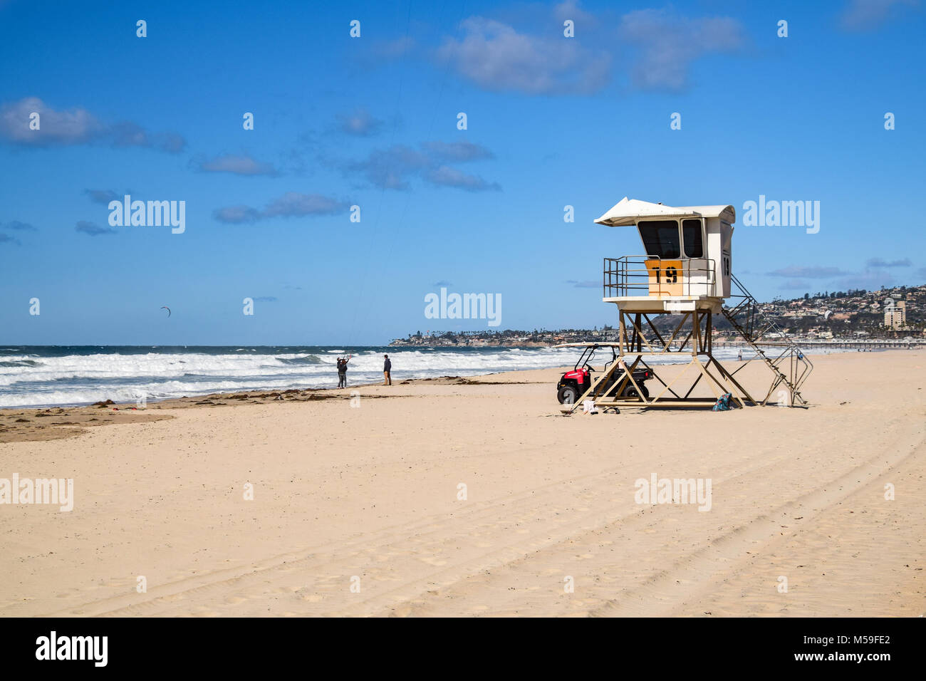 Lifeguard house at the beach Stock Photo - Alamy
